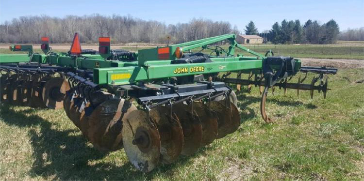 John Deere 512 Disk Ripper
