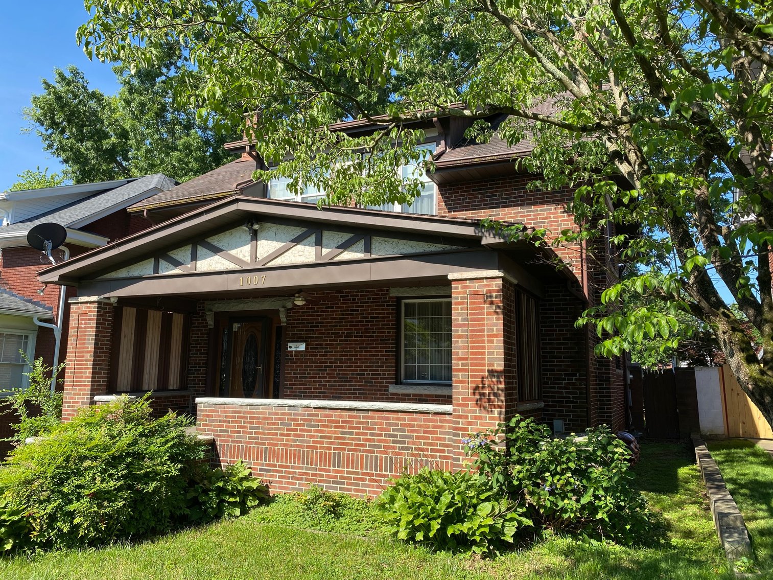 3 Bedroom Brick & Cedar Shake Home