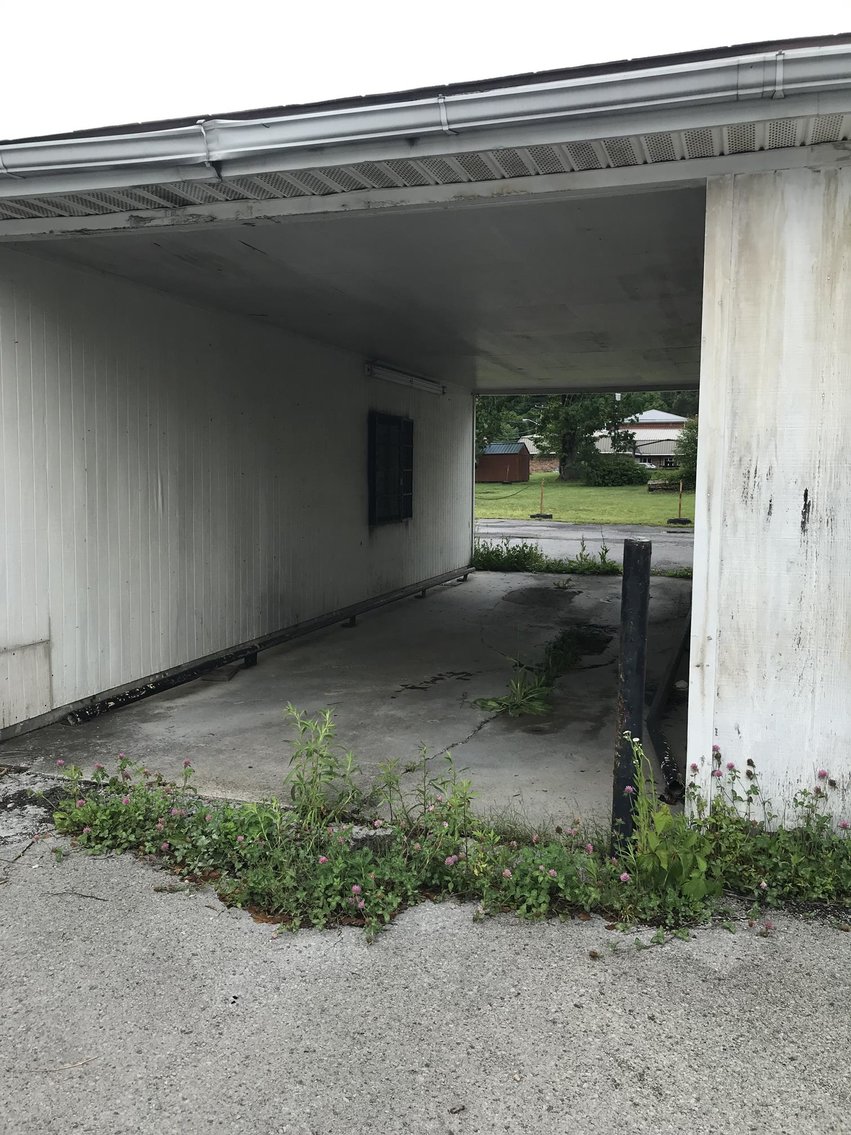 Multi-Use Commercial Property