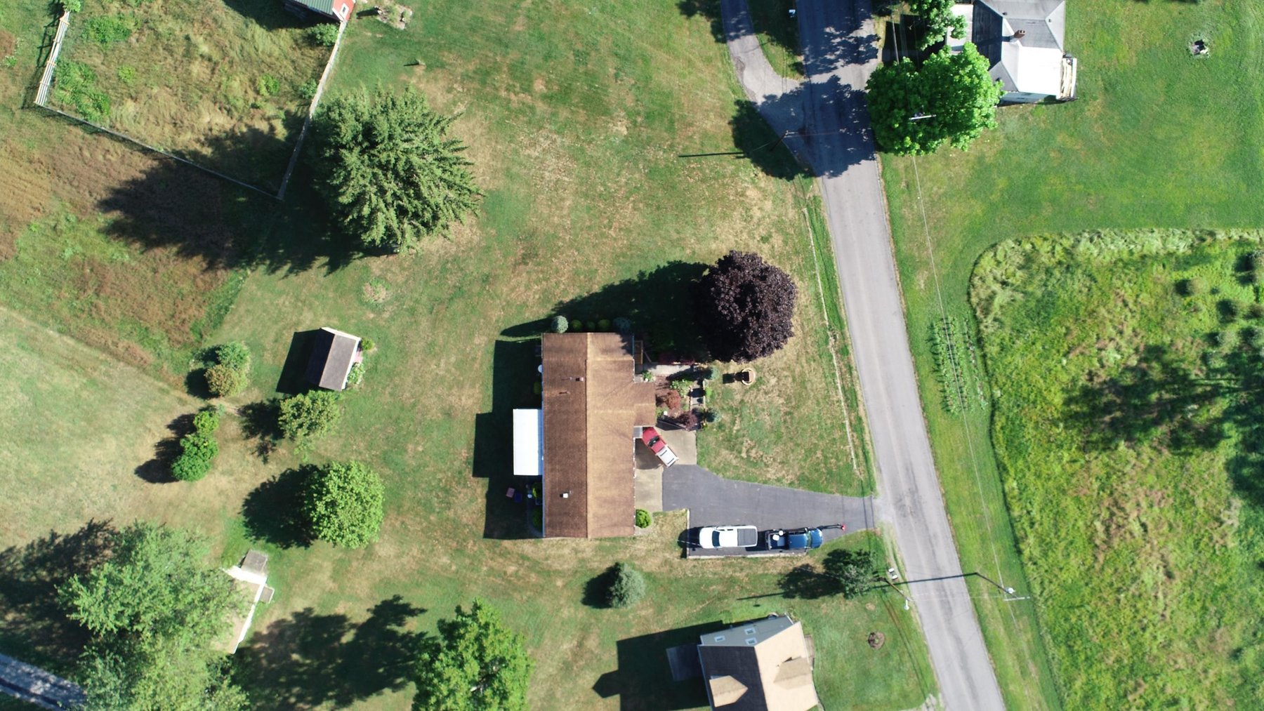 3 Bedroom on 0.6+/- Acres