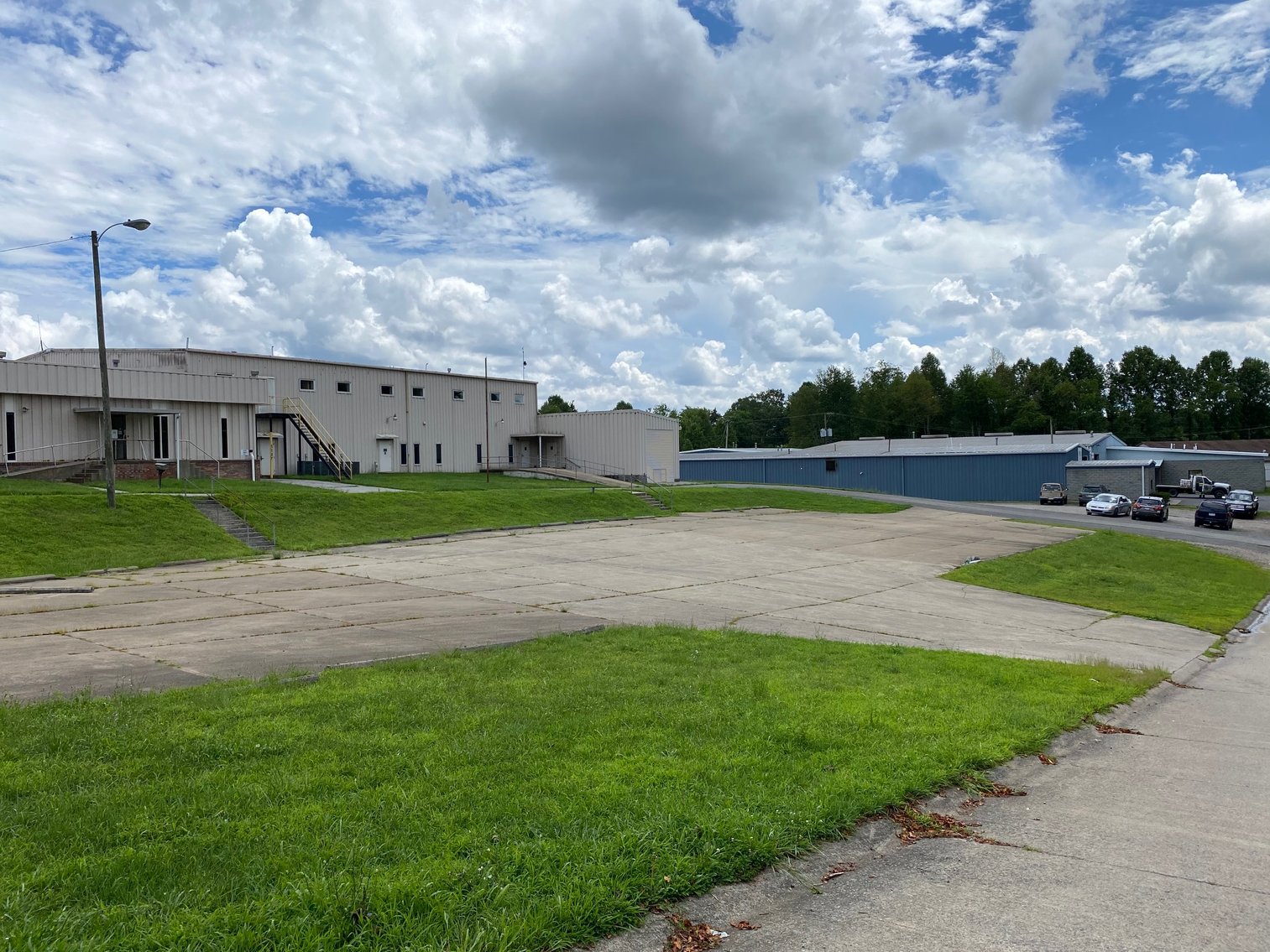 30,000 sqft. Building Sold to the Highest Bidder