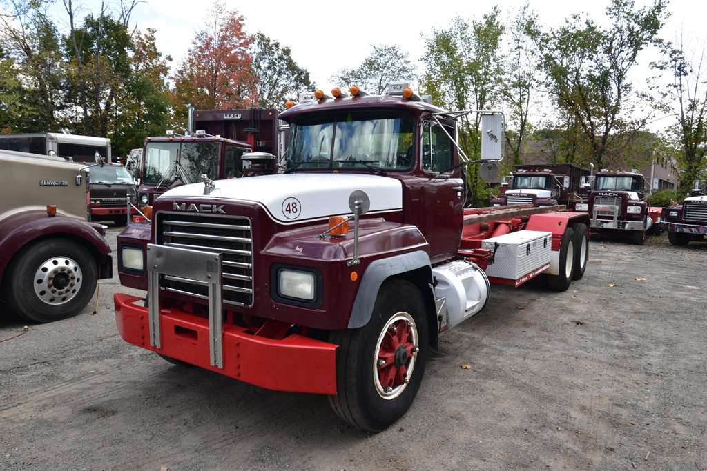 Mack Roll Off Trucks & Compaction Units