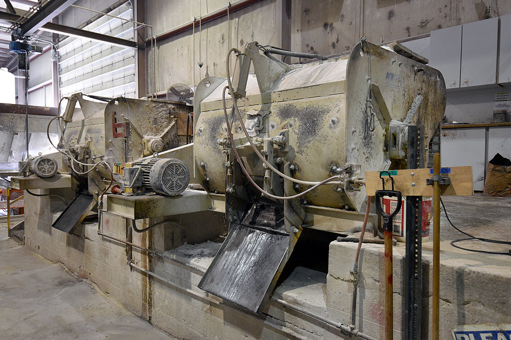 Dry Cast Concrete Batch Plant & Mixers