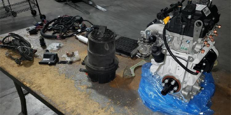 (4) NEW Weber 72HP 750REV Engine Kits