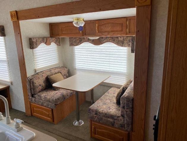 2004 Keystone Sprinter 5th Wheel Camper