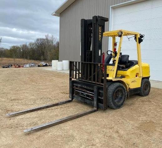 Payloaders, Forklifts, Manlifts, Trailers, Trucks, Cars, Tools & Equipment