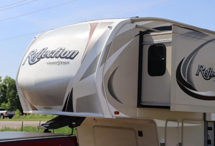 2015 Grand Design Reflection 337RLS 5th Wheel Camper