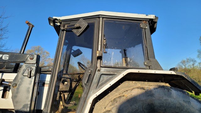 1997 Agco White 6085