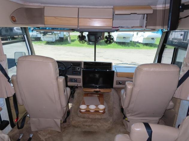 2000 Pace Arrow Vision 362 36' Motorhome