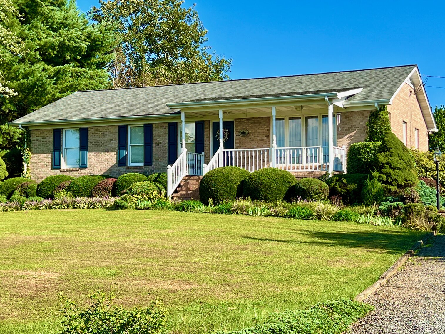 3 BR 2 BA Brick Home W Finished Walk Out Basement On 1 Acre In 3 BR 2 BA Brick Home W Finished Walk Out Basement On 1 Acre In