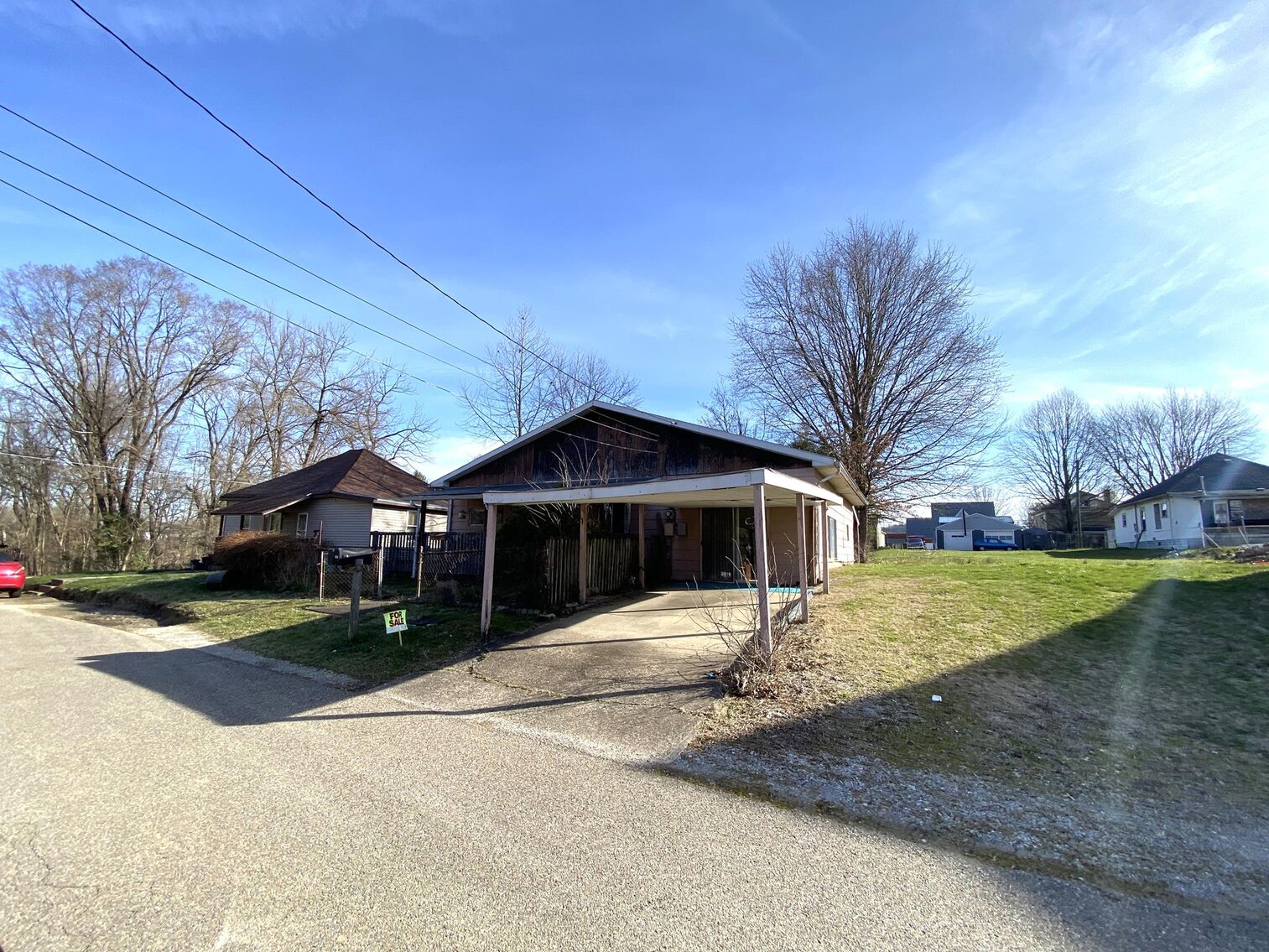 SOLD $33,000 - 3 Bedroom Parkersburg Home