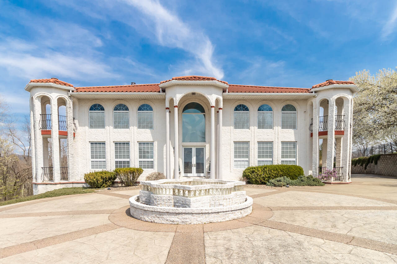 SOLD $1,300,000 - Exquisite 13,000 Sqft. Custom Built Home in Suncrest