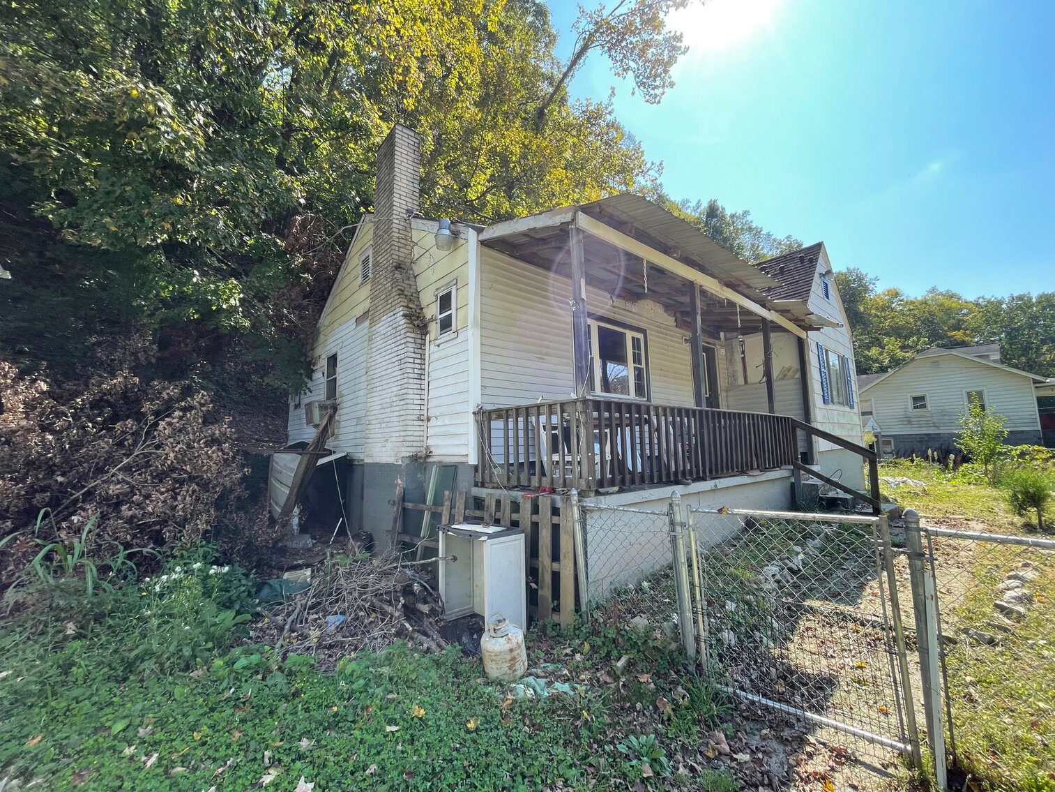 SOLD - 3 Bedroom Project Home Selling to the Highest Bidder