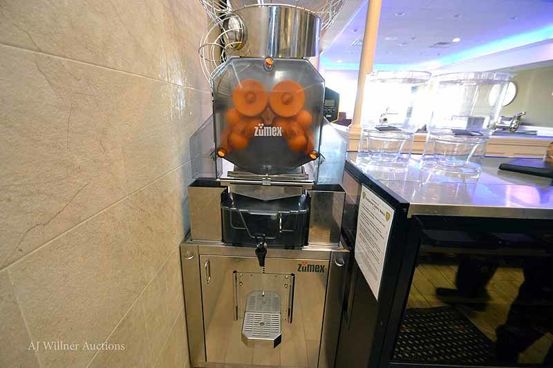 Zumex Speed Pro Tank podium juicer