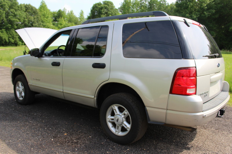 2005 Ford Explorer
