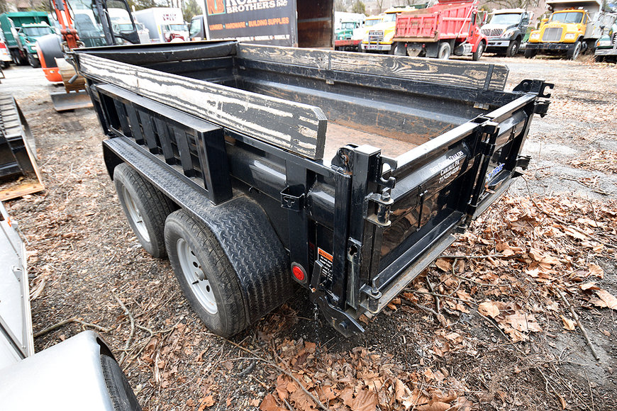 2016 Load Trail tandem axle dump trailer