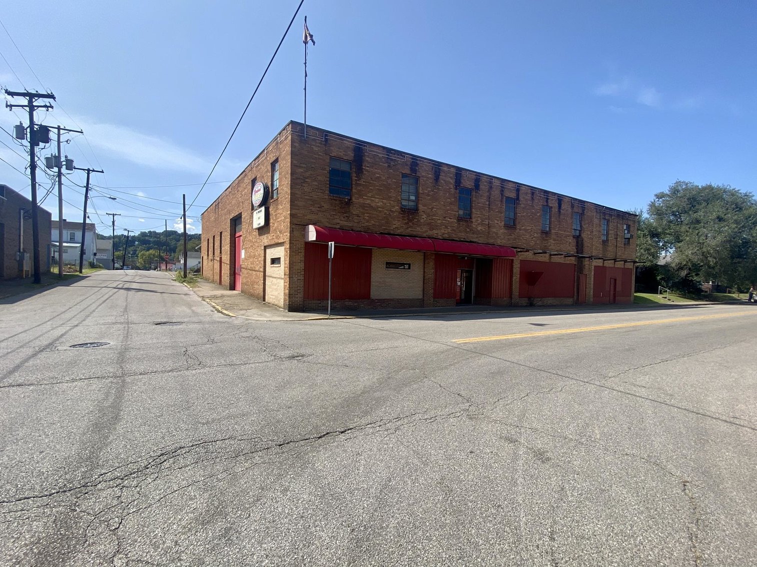 Multi-purpose Commercial Building Sold to the Highest Bidder
