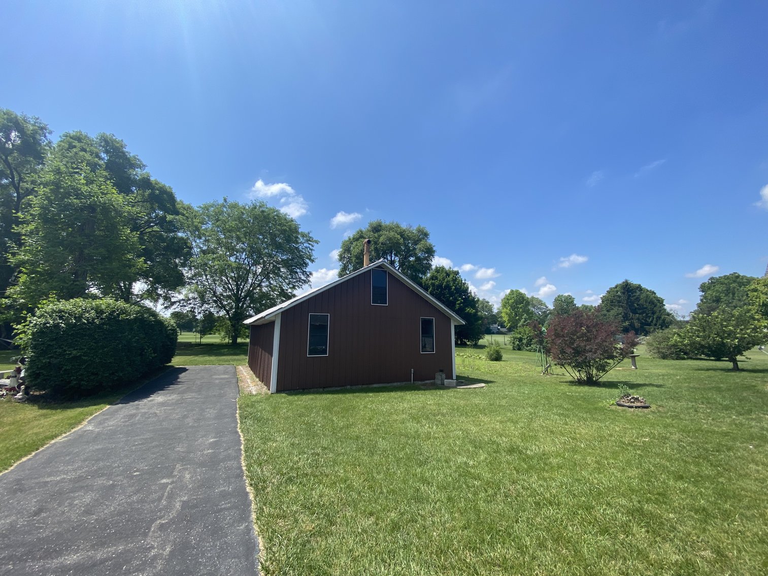 1905 Smith Road, Temperance, Michigan 48182