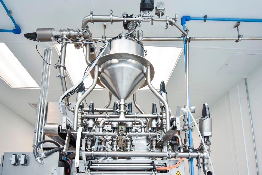 **SOLD** MJK0621 Fast Pack Winpak W-18 Pouching Machine With Tooling ...