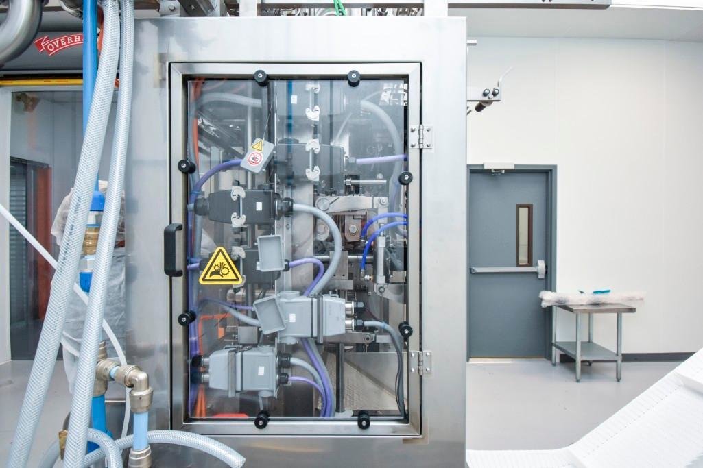 **SOLD** MJK0621 Fast Pack Winpak W-18 Pouching Machine With Tooling ...