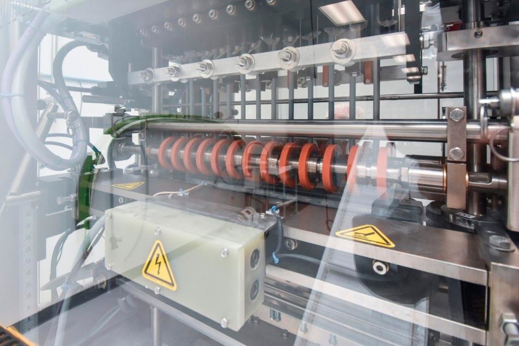 **SOLD** MJK0621 Fast Pack Winpak W-18 Pouching Machine With Tooling ...