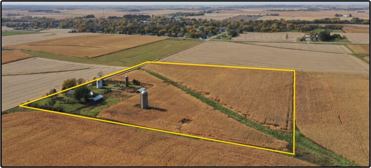 Parcel 3 - Linn Co., IA - 16.42 Ac., m/l (010-2425-03)