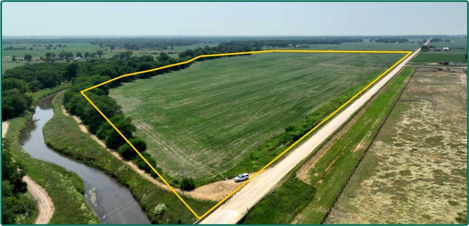 Clinton Co., IA - 72.10 Ac., m/l (010-2642-01)