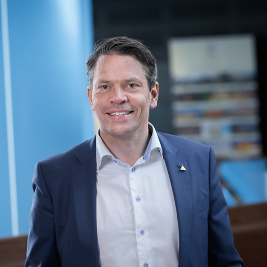 Fredrik Nilsson | Vice President of the Americas - Axis Communications ...