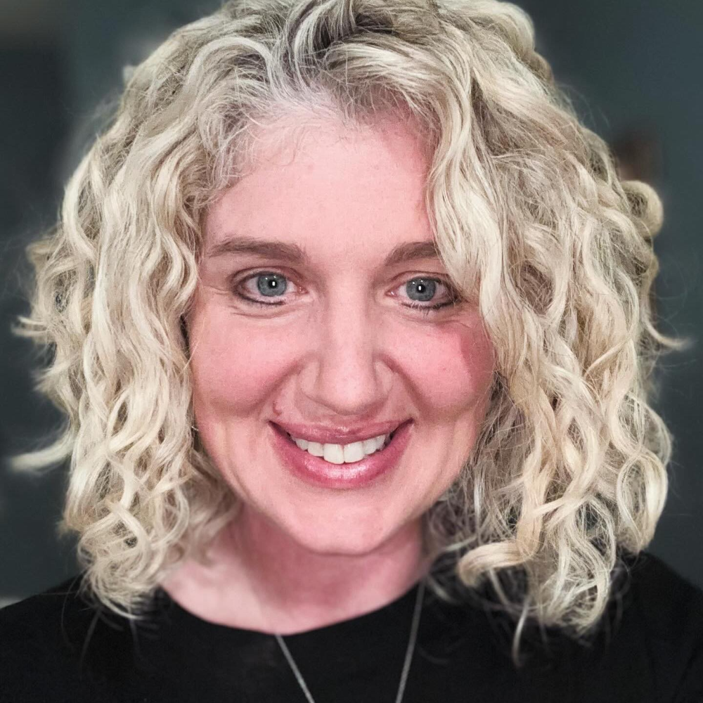 Amber Mullaney | Vice President of Marketing & Communications - Virtual ...