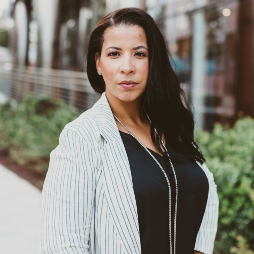 Kelly Suazo-Davis | Founder & Chief Executive Officer - DauvCo | Forbes ...