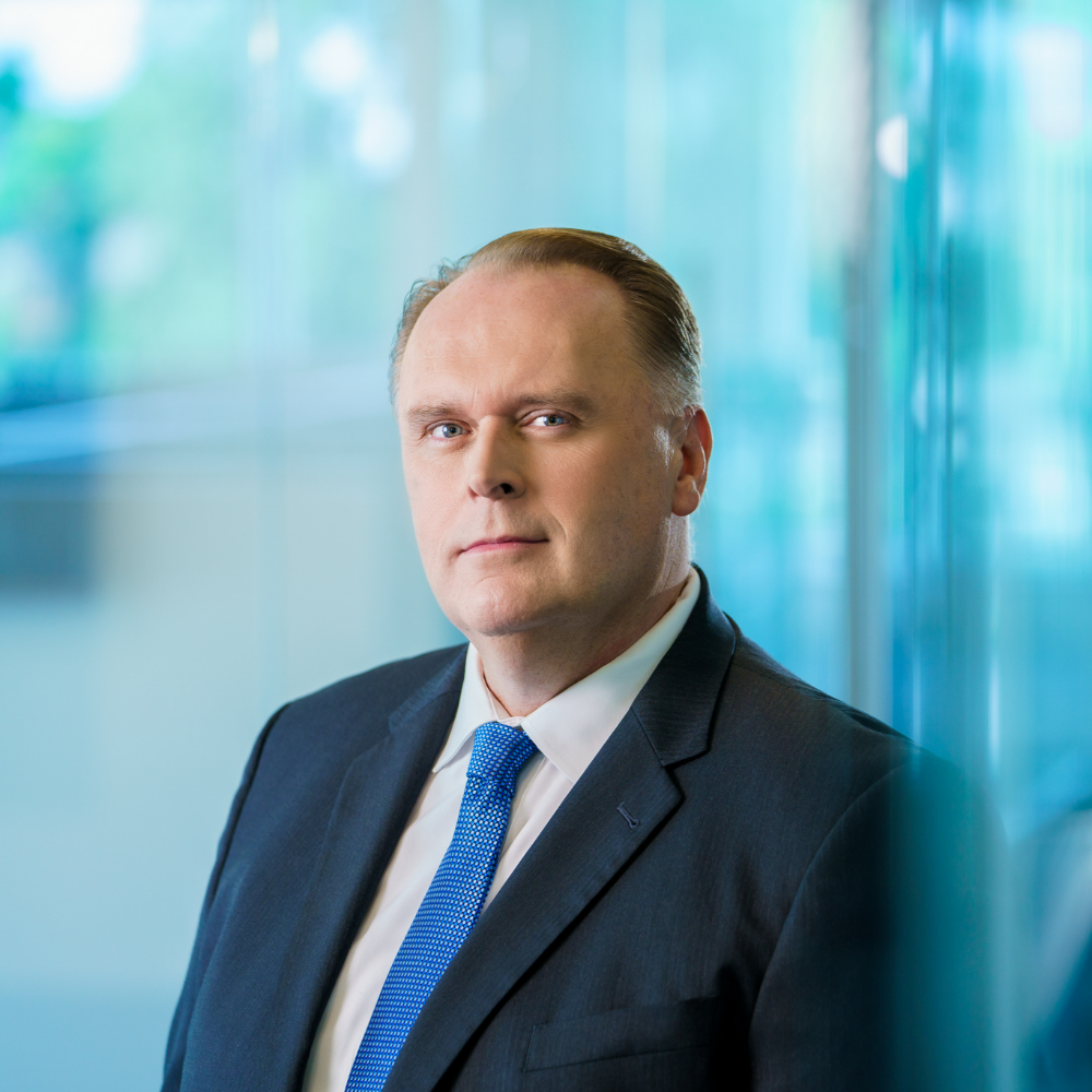 Michael Manos | Chief Technology Officer - Dun and Bradstreet | Forbes Technology Council