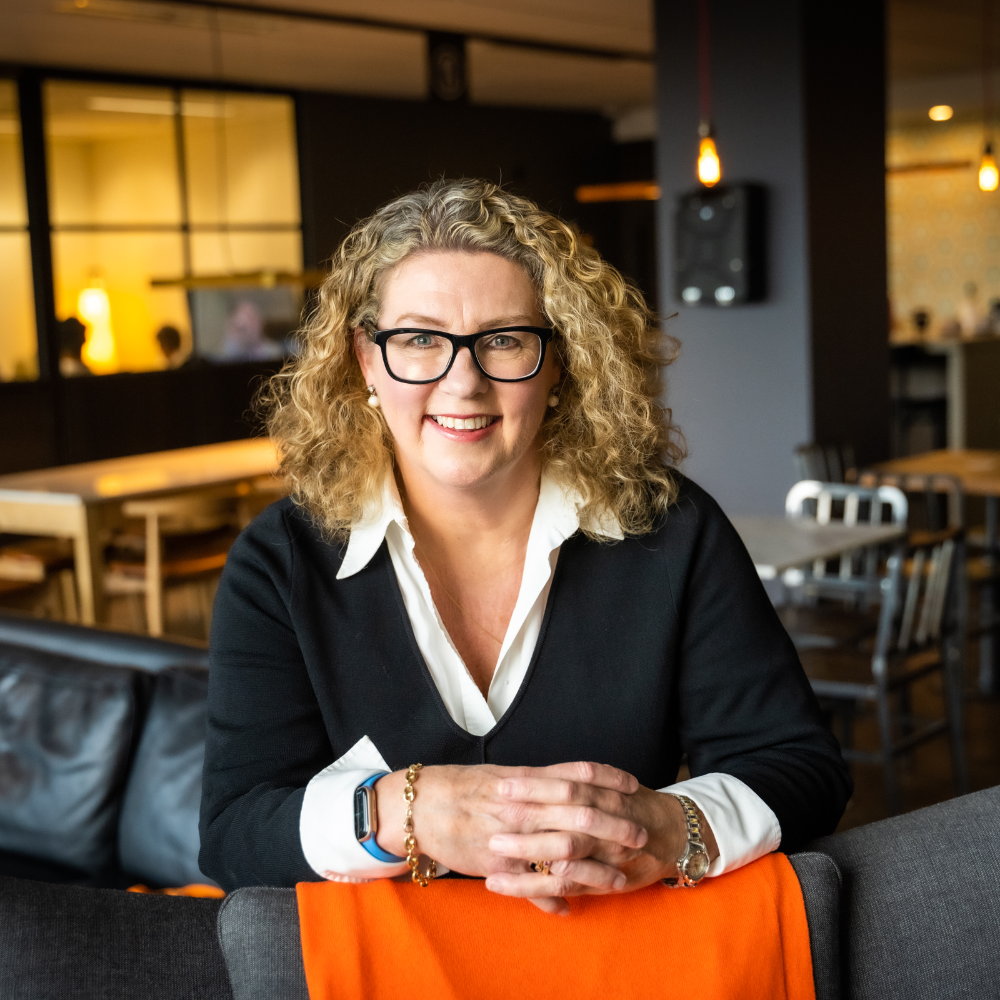 Jaqui Lane | Company Storytelller, Author, Founder - The Book Adviser ...