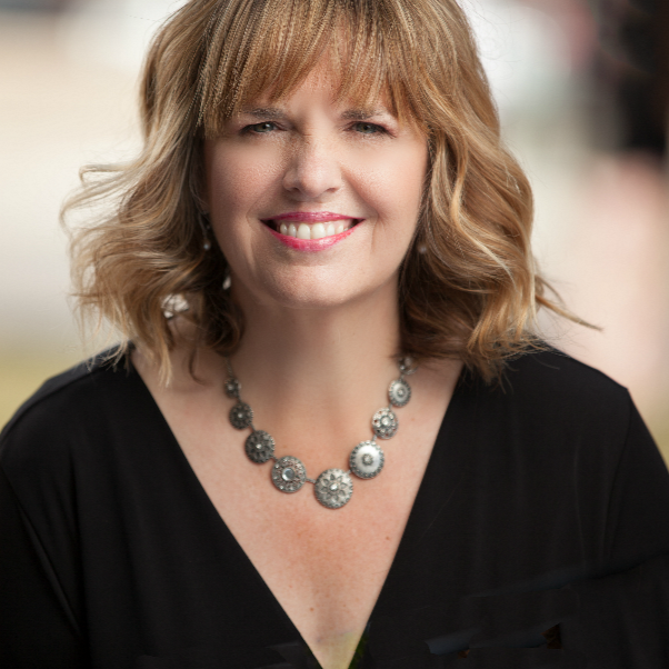 Shelly Elsliger | President, LinkedIn and LinkedIn in High Heels ...