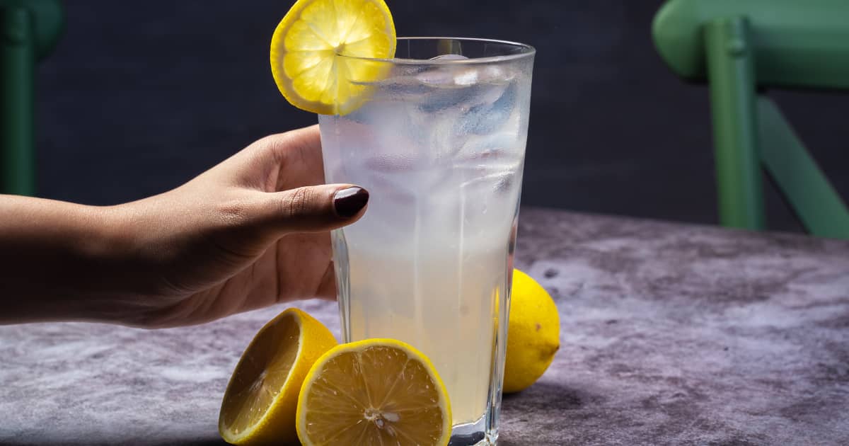 Cómo hacer limonada de forma casera y rápida