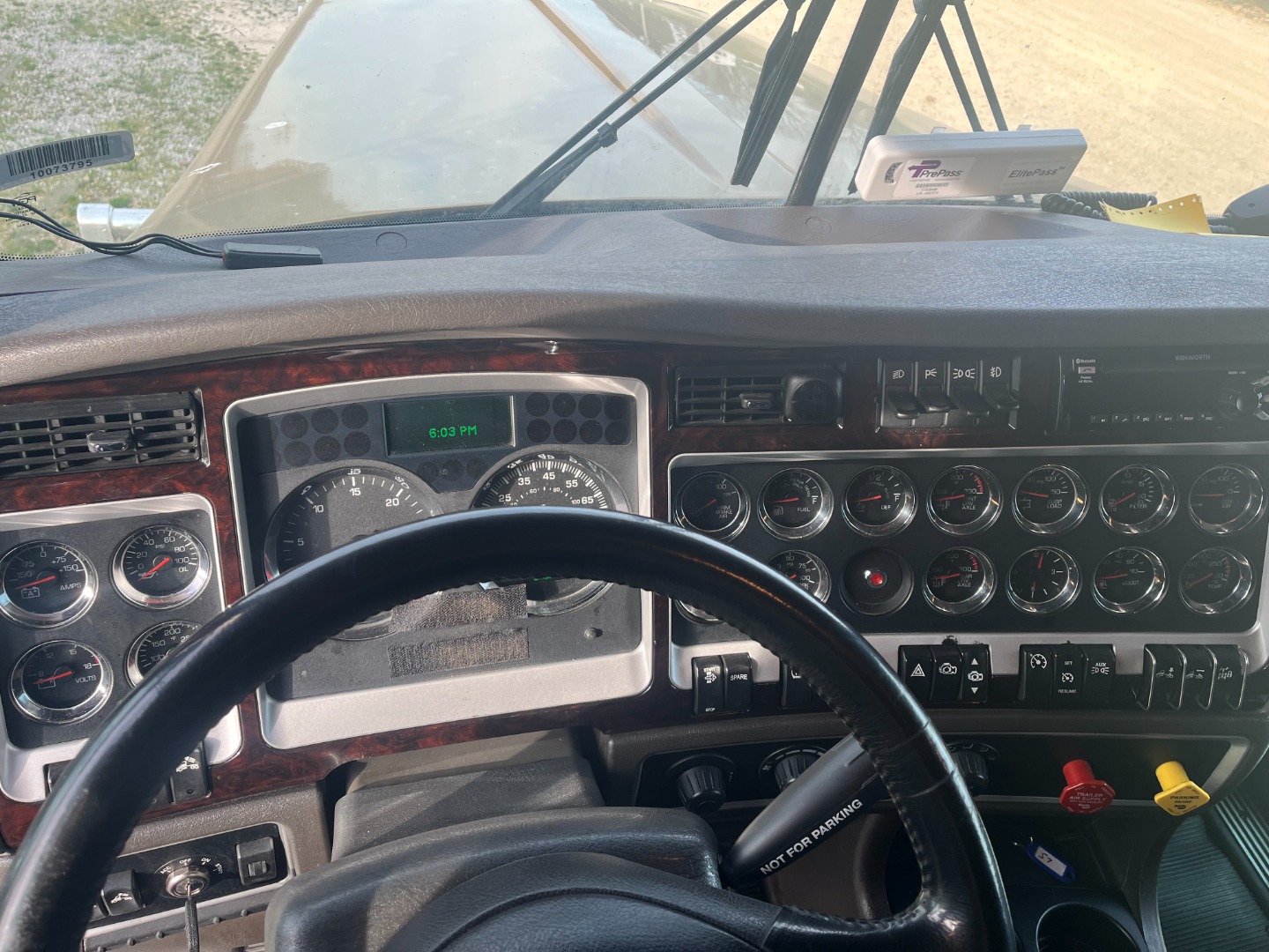 2019 Kenworth W900 Studio Sleeper