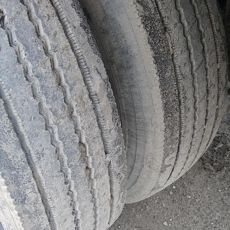 2013 Western commodity express belt trailer