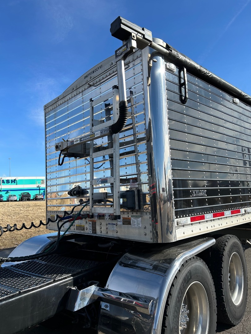 2021 Wilson Hopper 43x78x96