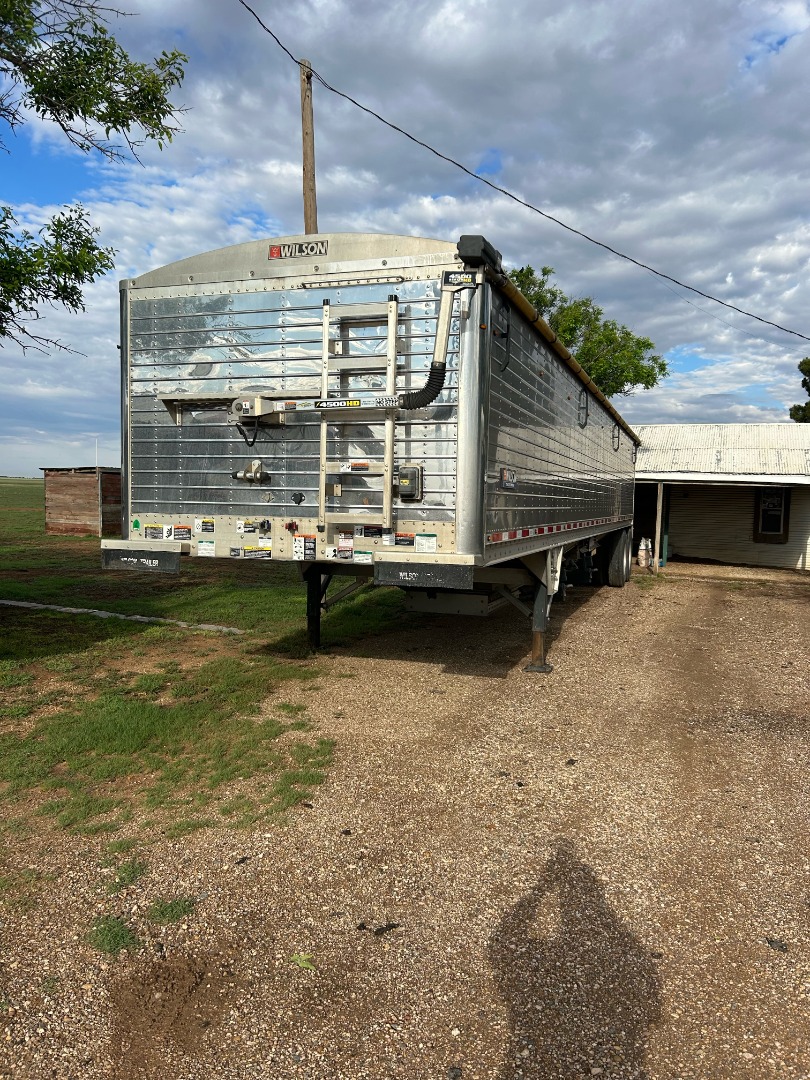 2019 Wilson Hopper Trailer