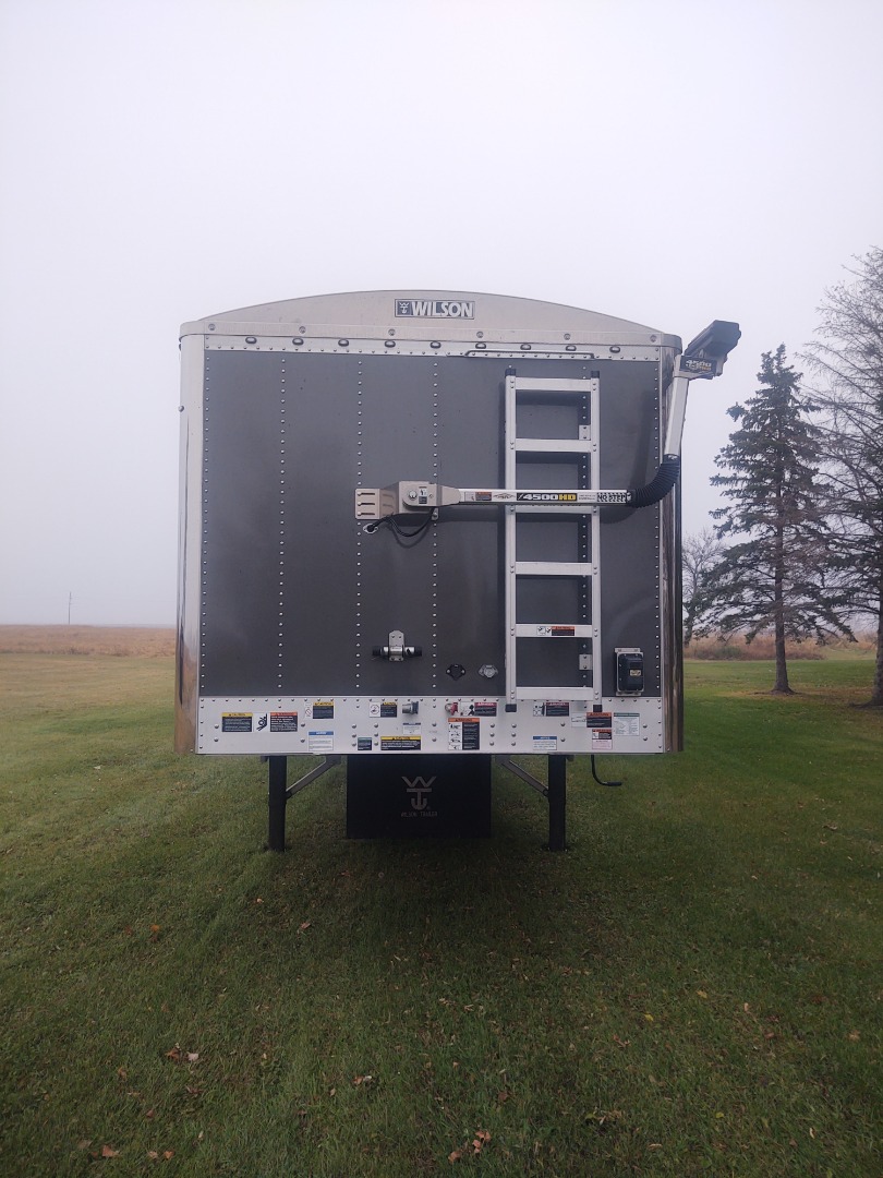 Wilson Hopper Bottom