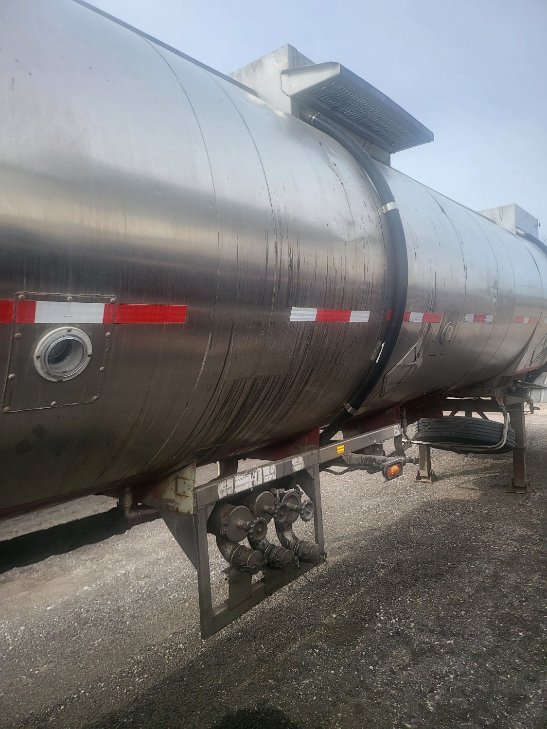 Compartment Tanker 1978 Fruehauf [3000 2000 1500]