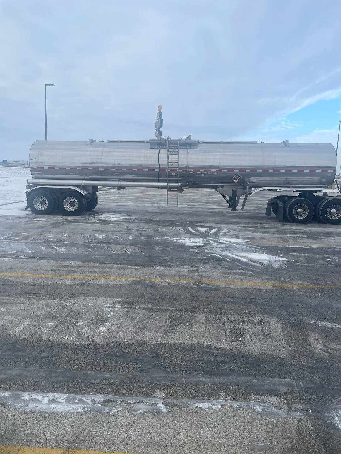 2023 Brenner 407 (316) Stainless Steel Tank