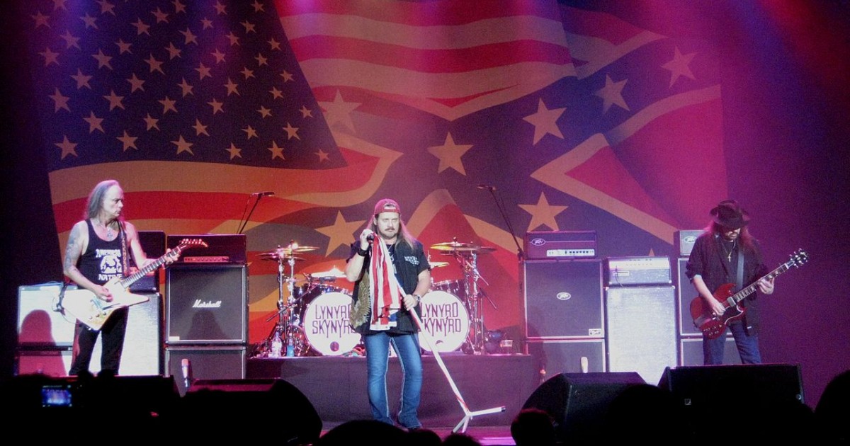 Lynyrd Skynyrd: Inside the Band's Complicated History With the South — Bunk