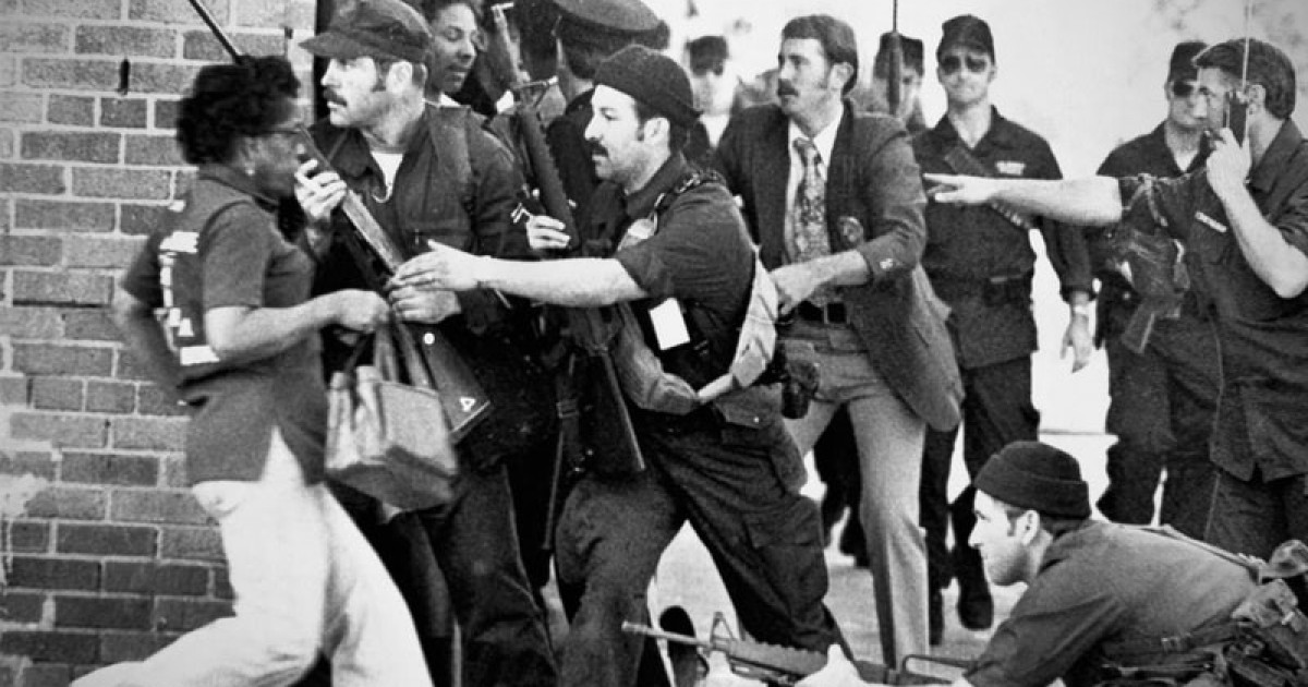 How a Standoff with the Black Panthers Fueled the Rise of SWAT — Bunk