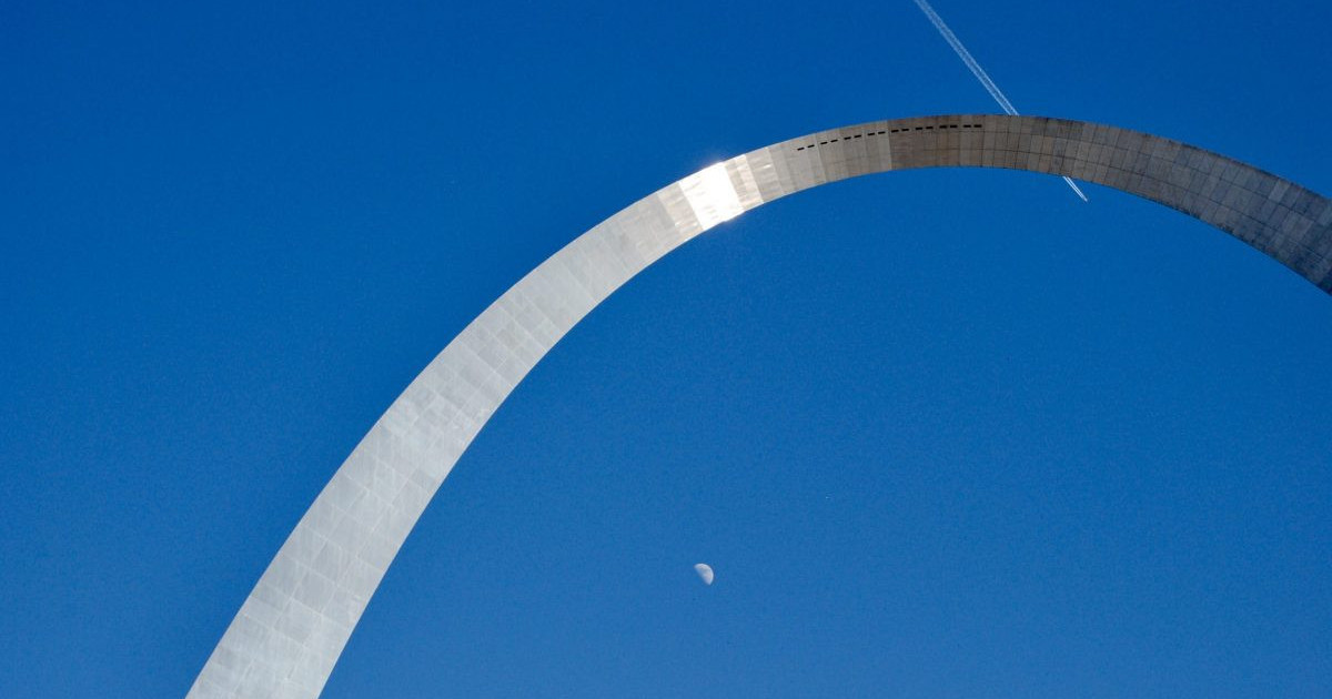 The Arch of Injustice — Bunk