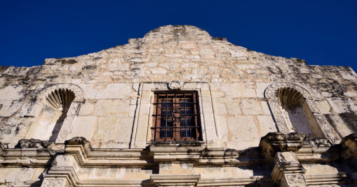'The Myth Itself Becomes a Stand-in.' What Can the Alamo's History ...
