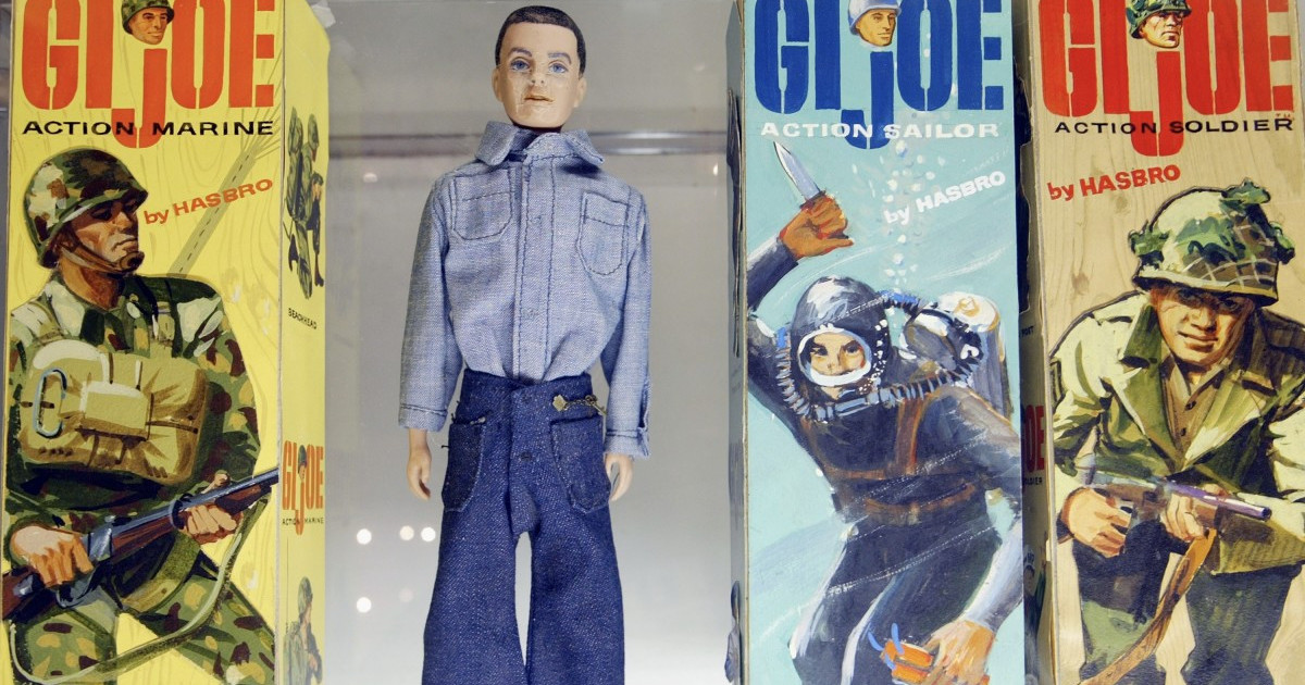 How G.I. Joe Jump-Started the Action Figure Craze — Bunk