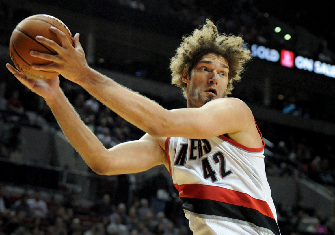 拓荒者再斷一臂：Robin Lopez 4年5400萬加盟紐約人 | 克里夫蘭騎士粉絲團 | 籃球地帶 - FanPiece