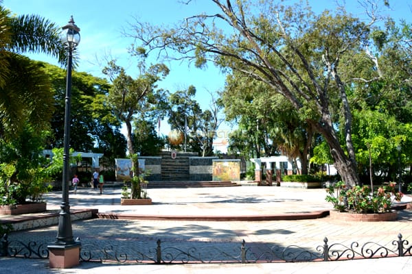 Parque Colón Santiago de los Caballeros República Dominicana