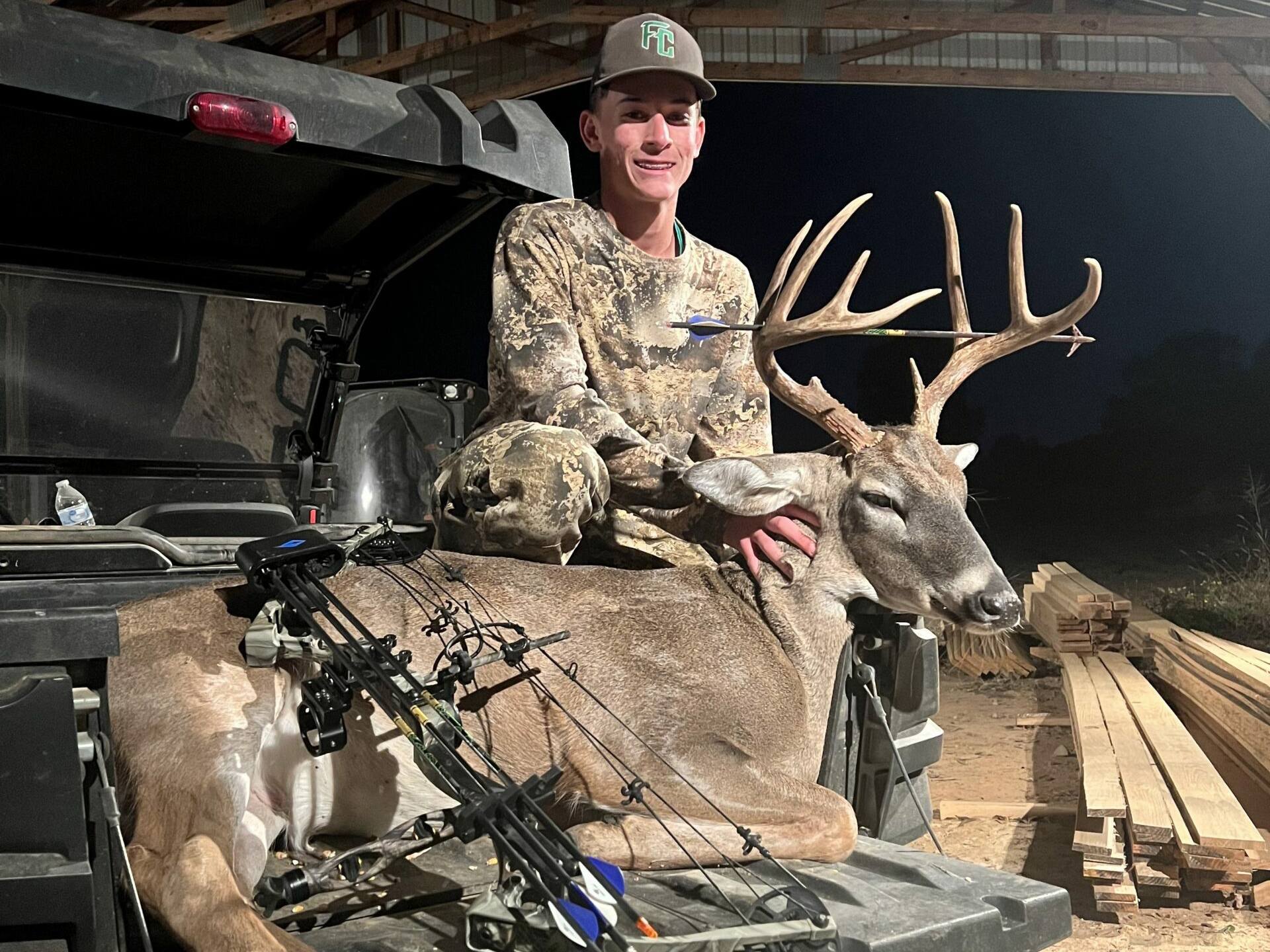9-Point On Video For Teen’s First Bow-Kill – Georgia Outdoor News