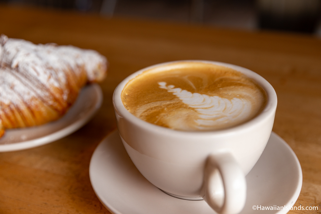 The Top 15 Breakfast Spots on the Island of Kauai